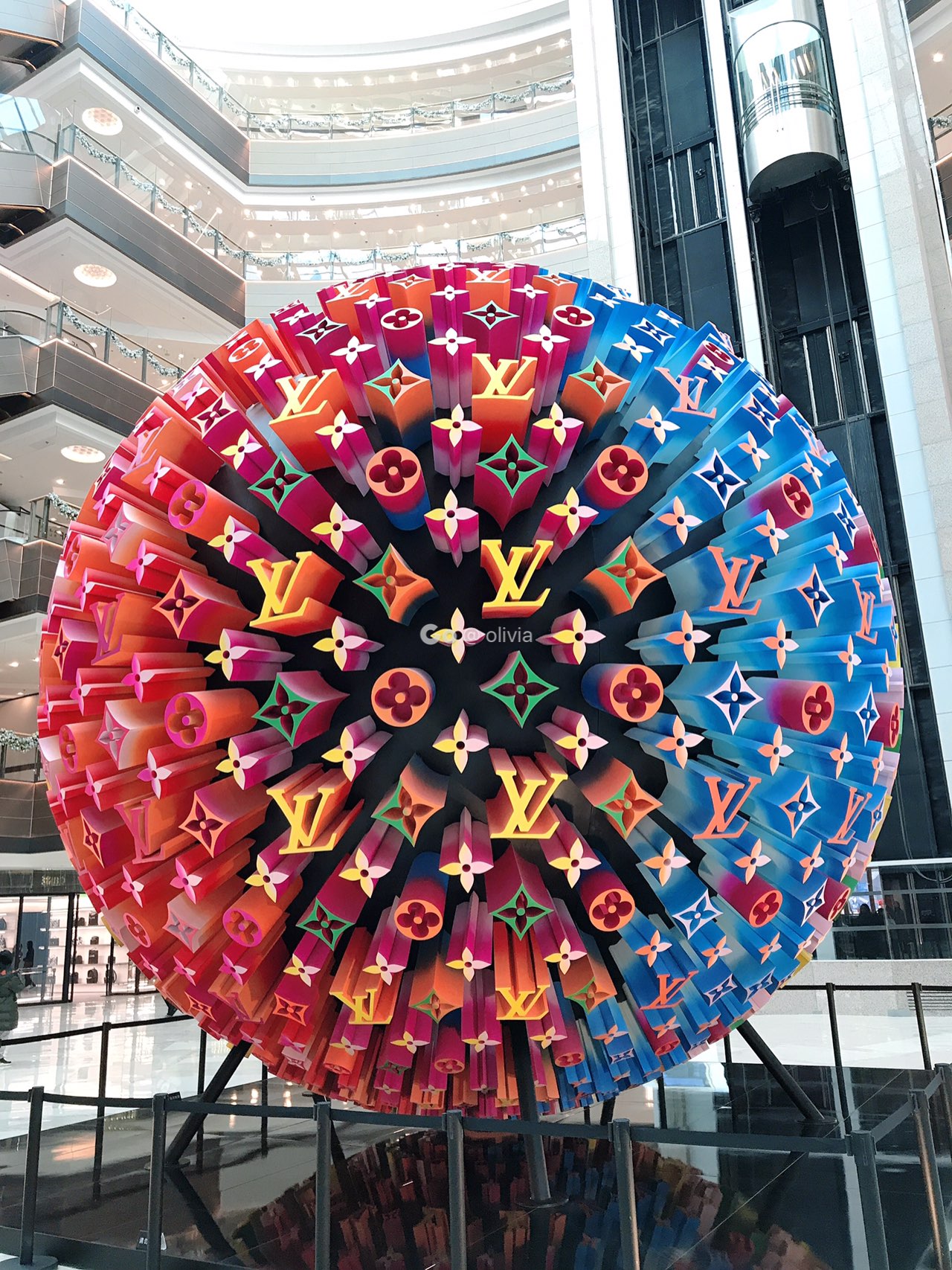 lv圣诞树2020,2020lv圣诞树,2020圣诞树_大山谷图库